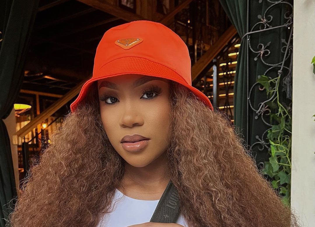 Tamia Mpisane makes it rain with champagne bottles at Konka