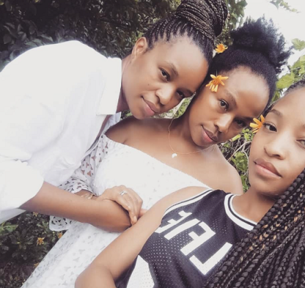 Meet actress Sindi Dlathu's identical twin sister
